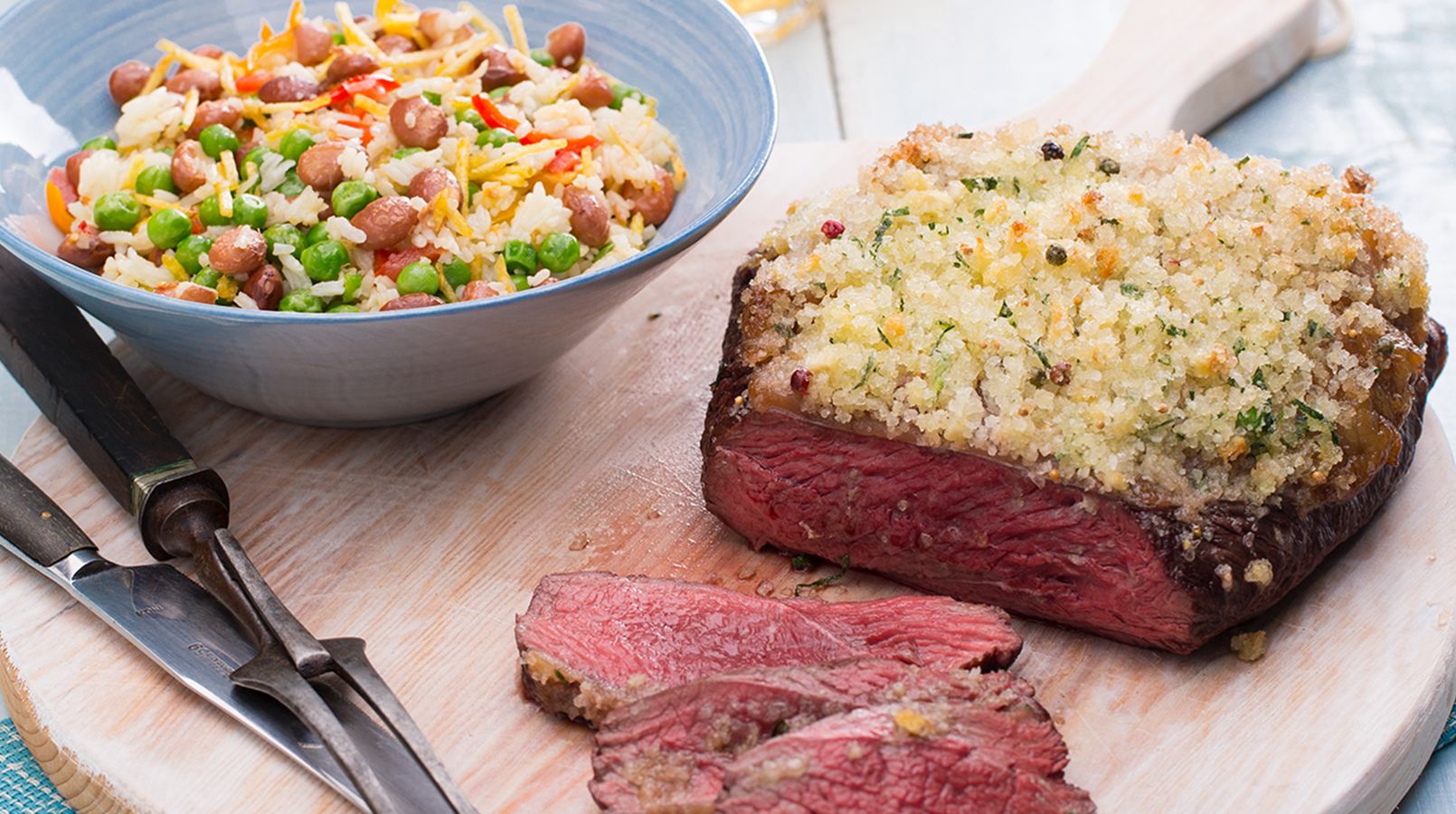 Picanha assada com crosta de alho e ervas aromáticas | Gallo